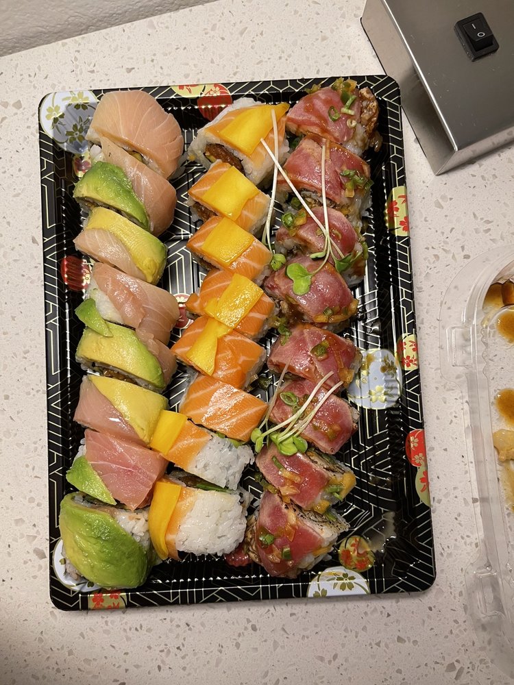 SUSHI STATION JAPANESE RESTAURANT - 134 Photos & 212 Reviews - 199 E ...