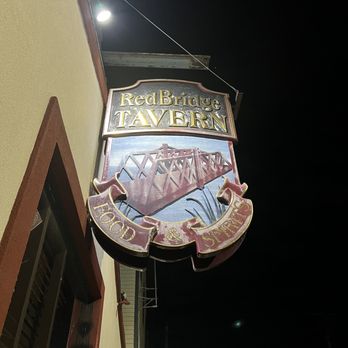 RED BRIDGE TAVERN - Updated January 2025 - 114 Photos & 205 Reviews ...
