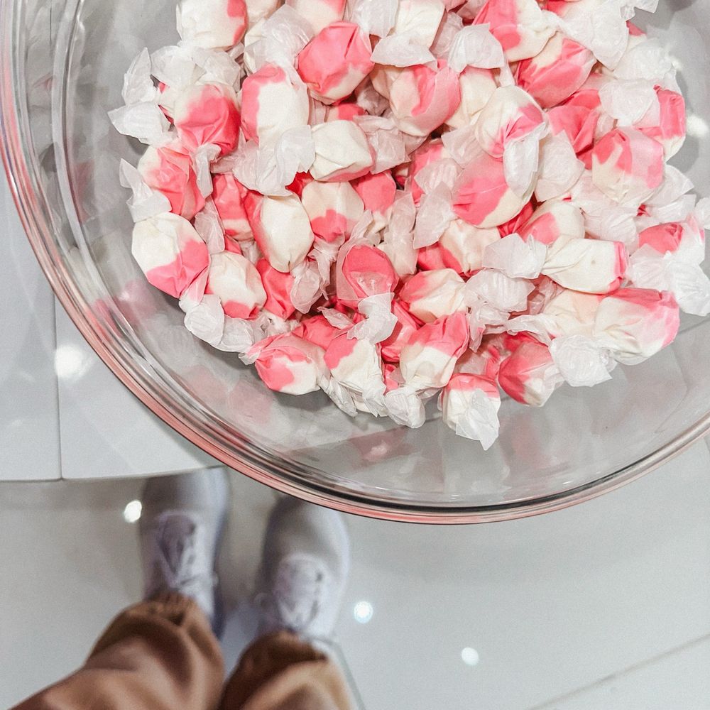 IT’SUGAR - Updated October 2025 - 31 Photos - 17057 N Outer 40 Rd ...