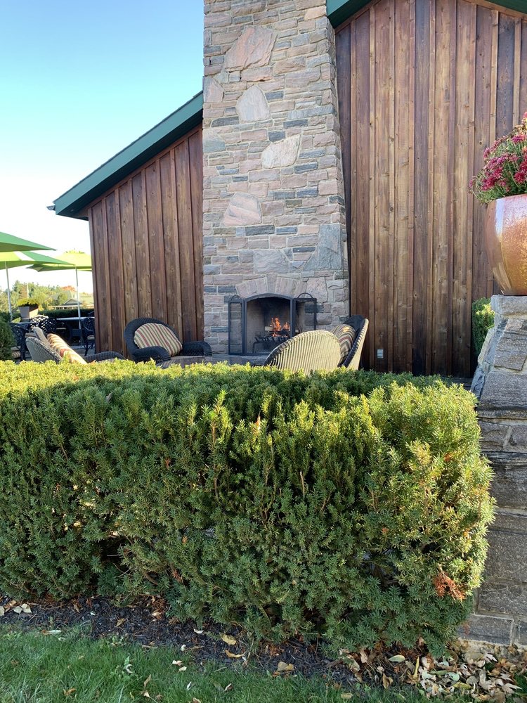 HIDDEN BENCH ESTATE WINERY - Updated August 2025 - 21 Photos & 23 ...