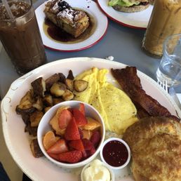 LUCILLE - Updated September 2025 - 357 Photos & 285 Reviews - 1218 H St ...