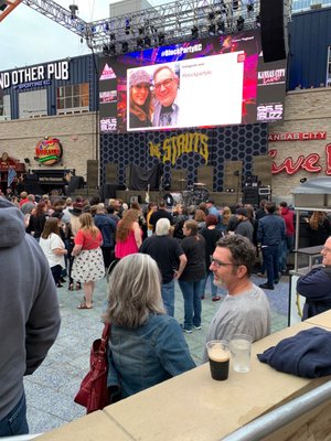 KC LIVE! BLOCK - 26 Photos & 35 Reviews - 50 E 13th St, Kansas City, MO ...