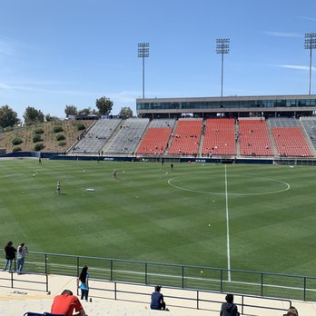 TITAN STADIUM CAL STATE FULLERTON - Updated 05/2025 - 28 Photos - 800 N ...