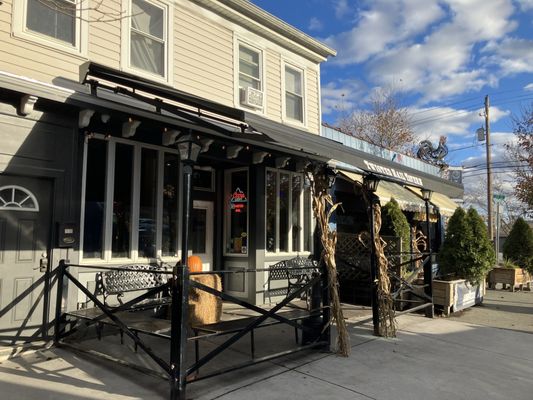 TWISTED RAIL TAVERN - Updated December 2025 - 11 Photos & 50 Reviews ...