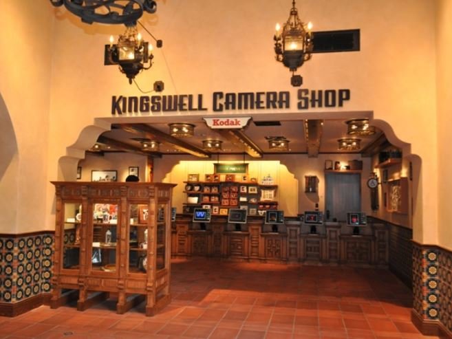 KINGSWELL SHOP - Updated June 2025 - 36 Photos - Disney California ...