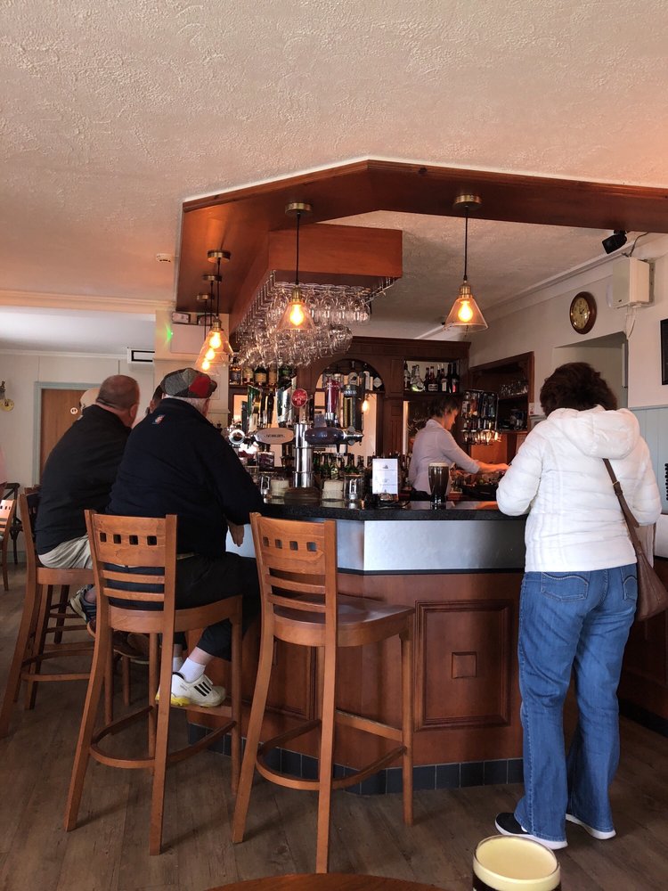 THE SMUGGLERS INN - Updated January 2025 - Cliff Road, Waterville, Co ...