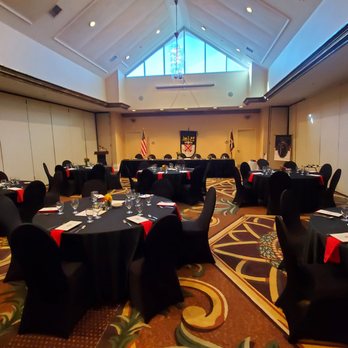 HOLIDAY INN HOTEL & SUITES OCALA CONFERENCE CENTER - Updated August ...