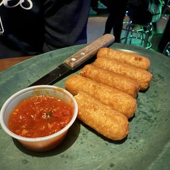 KELLY’S CORNER TAVERN - Updated November 2025 - 127 Photos & 213 ...