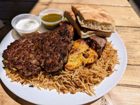 HOUSE OF SHAH AFGHAN URBAN EATS - Updated October 2025 - 328 Photos ...