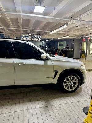 PERILLO BMW - Updated August 2025 - 60 Photos & 559 Reviews - 1035 N ...