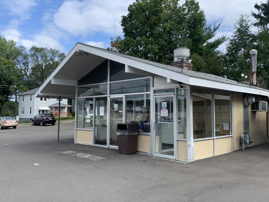 LUPO’S CHAR PIT - Updated September 2024 - 26 Photos & 88 Reviews ...