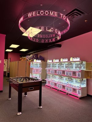 NEKO CLAWWW - Updated January 2026 - 68 Photos & 28 Reviews - 1716 ...