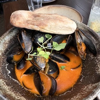 THE EASTERLY - Updated May 2025 - 583 Photos & 375 Reviews - 6100 Red ...