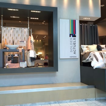 SIMONS - Updated October 2025 - 16 Photos - 3025 Boulevard le Carrefour ...