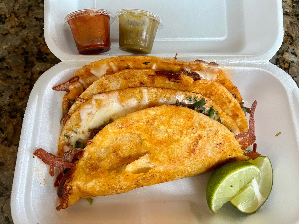 Tacos el lobo, Monroe | Roadtrippers