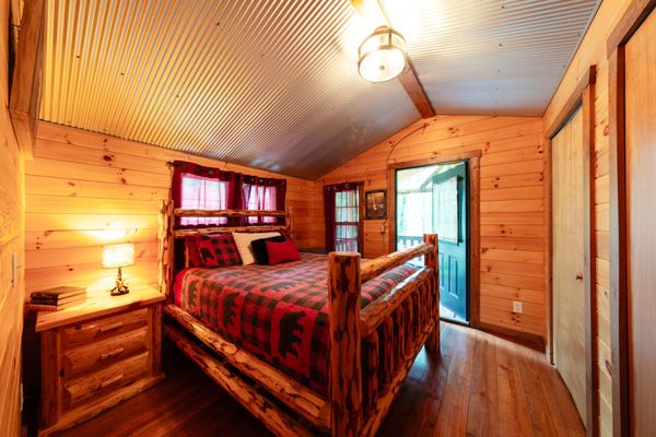 RUSTIC RAVINES - Updated January 2026 - 63 Photos - 2575 Hampton Ridge ...