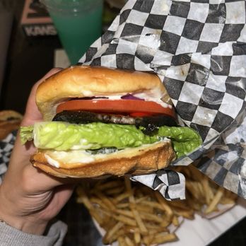 MARATHON BURGER - Updated July 2025 - 304 Photos & 211 Reviews - 7507 ...