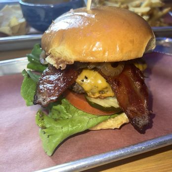 LSA BURGER AT GRANDSCAPE - Updated November 2024 - 337 Photos & 281 ...