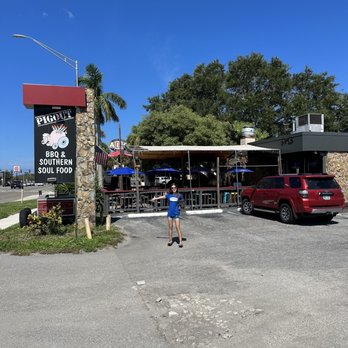 PIG OUT BBQ & SOUTHERN SOUL FOOD - Updated October 2025 - 171 Photos ...
