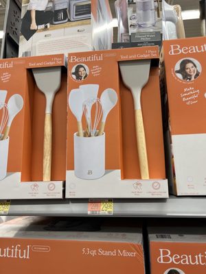 WALMART - Updated November 2025 - 255 Photos & 93 Reviews - 2220 State ...