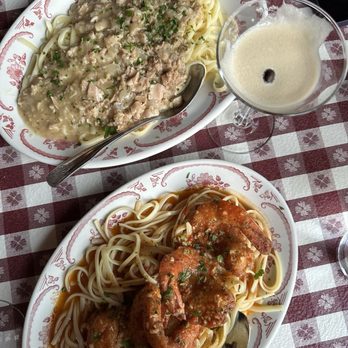 CLUB LAGO - Updated December 2025 - 205 Photos & 407 Reviews - 331 W ...