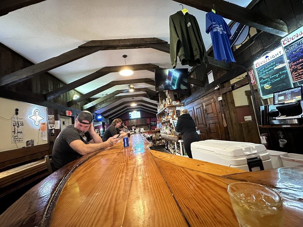 BRACKNEY INN - Updated December 2025 - 19 Reviews - 769 Brackney Hill ...