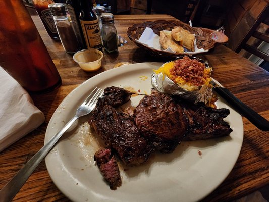 RUSSELL’S BEEF HOUSE RESTAURANT - Updated December 2025 - 34 Photos ...