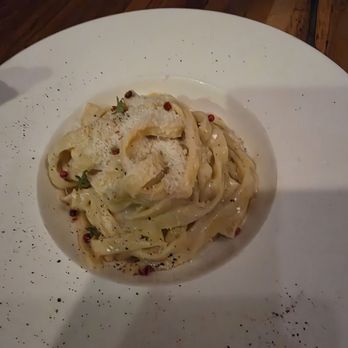 QUATTRO - Updated January 2026 - 587 Photos & 668 Reviews - 264 Hanover ...