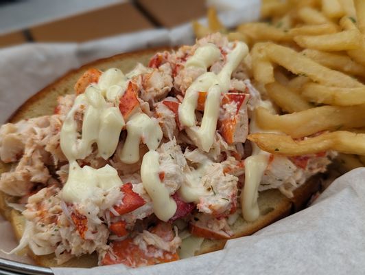 TIKI BEACH PIER RESTAURANT - Updated October 2025 - 123 Photos & 73 ...