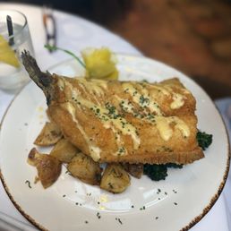 CLYDE’S OF GEORGETOWN - Updated December 2025 - 1610 Photos & 1628 ...