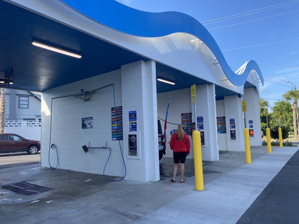 BEACHES WAVES WASH - Updated September 2025 - 301 E International ...