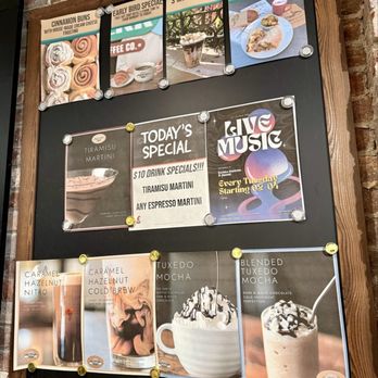 CENTRAL PERK CAFE - Updated October 2025 - 87 Reviews & 320 Photos ...