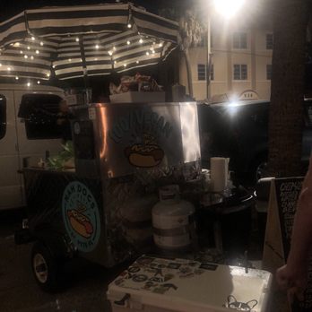 NAH DOGS VEGAN HOT DOG CART - Updated September 2025 - 19 Photos & 11 ...