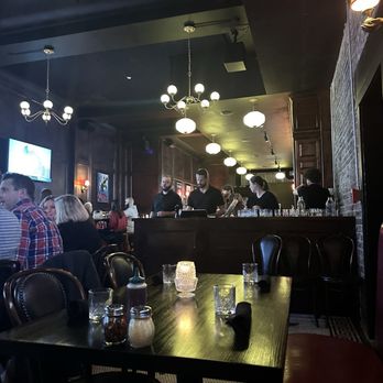 THE WISE GUY - Updated April 2025 - 188 Photos & 90 Reviews - 1924 Main ...