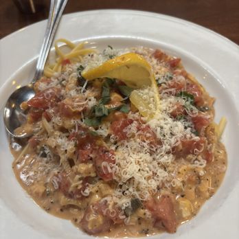 SERRITELLA’S RISTORANTE & PIZZERIA - Updated October 2025 - 211 Photos ...