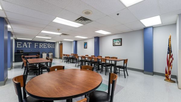 KINDRED HOSPITAL CHICAGO NORTH - Updated July 2025 - 28 Photos & 17 ...