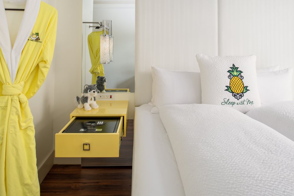 STAYPINEAPPLE, A DELIGHTFUL HOTEL, SOUTH END - Updated March 2025 - 146 ...