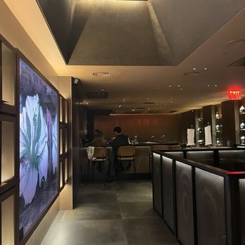 NUBIANI - Updated May 2025 - 89 Photos & 33 Reviews - 243 E 58th St ...