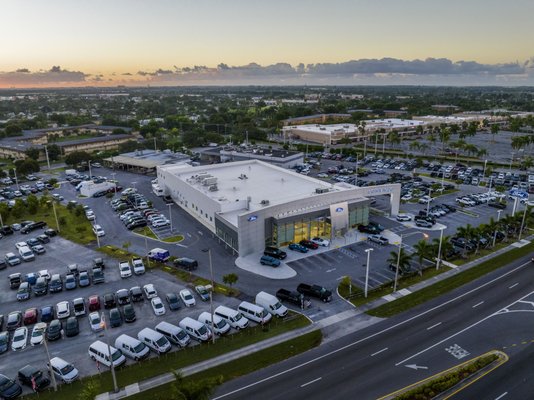 LORENZO FORD - Updated January 2026 - 107 Photos & 232 Reviews - 30725 ...