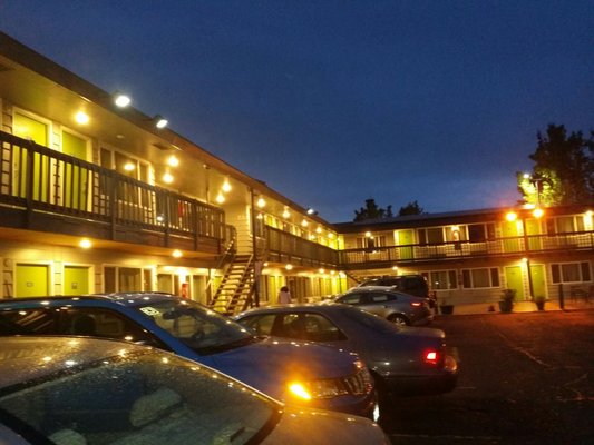 BANFIELD VALUE INN - 11 Photos & 52 Reviews - 1525 NE 37th Ave ...