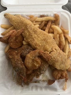 DOLPHIN FISH & CHICKEN - Updated September 2025 - 333 Hawaii Ave NE ...