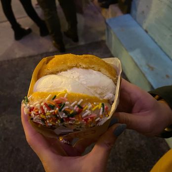 FIRECAKES DONUTS - Updated January 2025 - 3016 Photos & 1935 Reviews ...