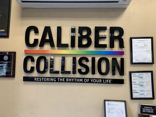 CALIBER COLLISION - Updated December 2025 - 32 Photos & 189 Reviews ...