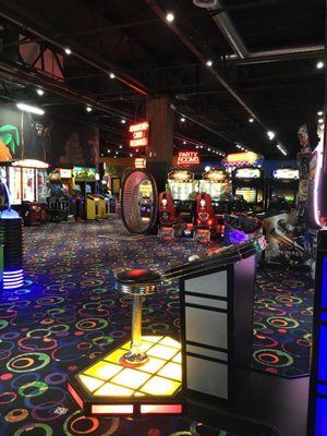SAFARI LAND - 67 Photos & 97 Reviews - 701 W North Ave, Villa Park ...