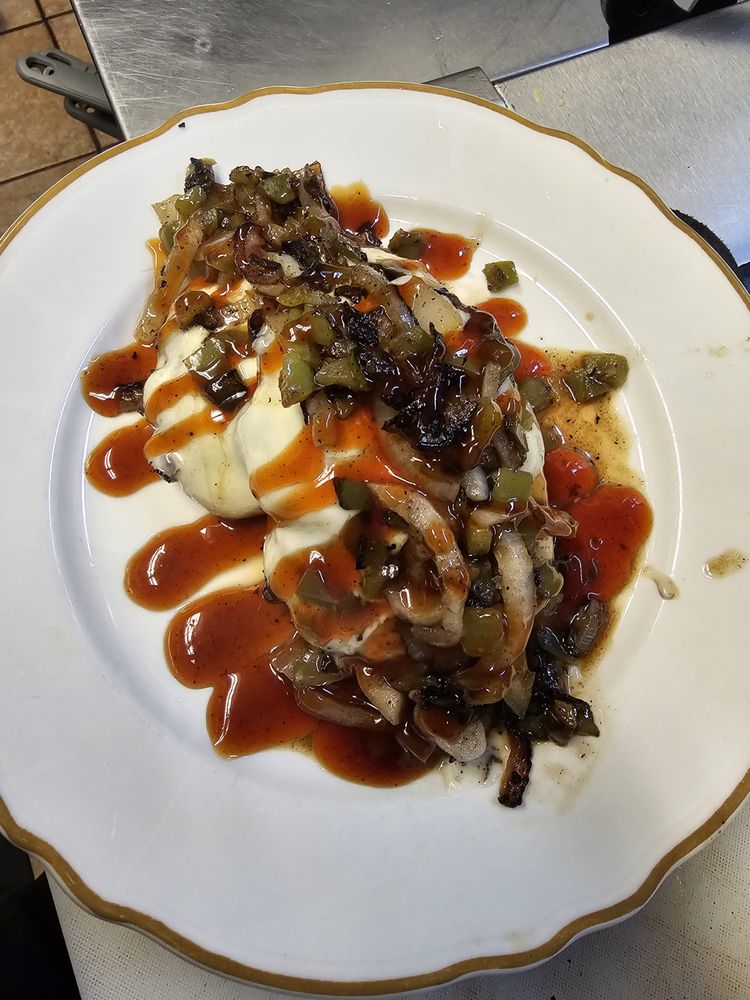 BETTY’S CAFE - Updated January 2026 - 13 Photos - 319 W Broadway St ...