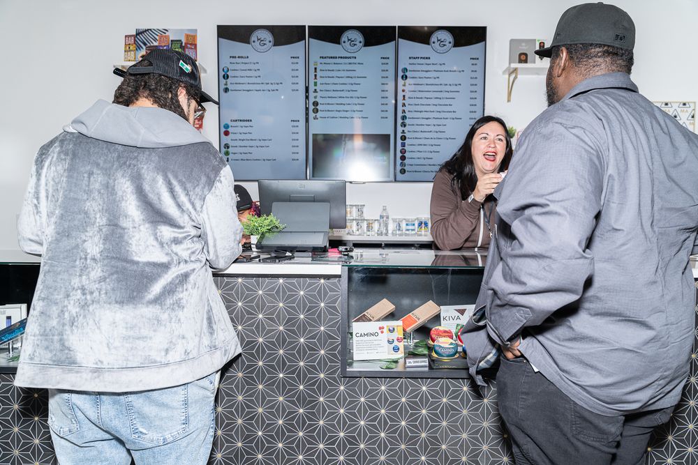 KUSH GROOVE DISPENSARY - Updated December 2025 - 16 Photos - 912 ...