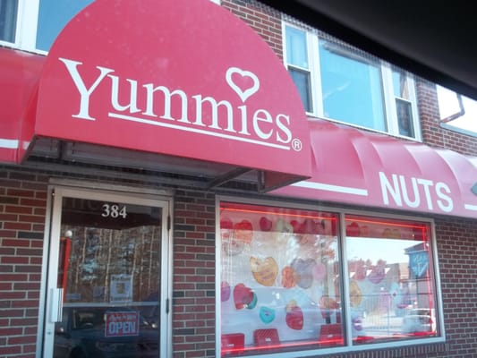 YUMMIES CANDY & NUTS - Updated October 2025 - 242 Photos & 126 Reviews ...