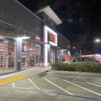 LOOP NEIGHBORHOOD MARKET - Updated October 2025 - 15 Photos & 12 ...