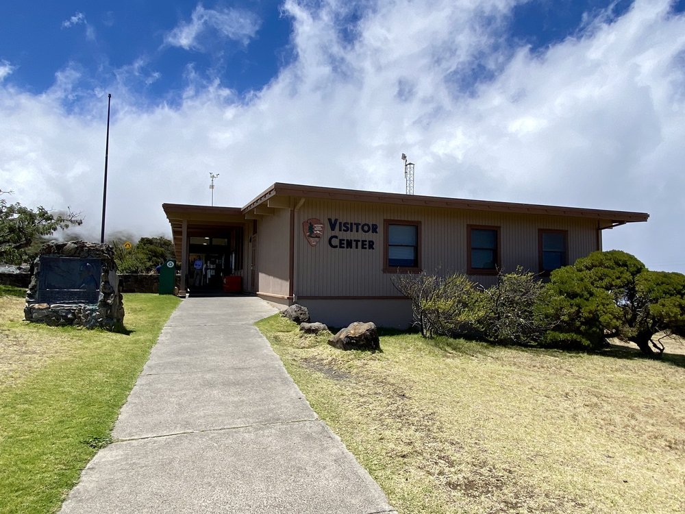 PARK HEADQUARTERS VISITOR CENTER - 36 Photos - Haleakala Hwy, Kula, HI ...