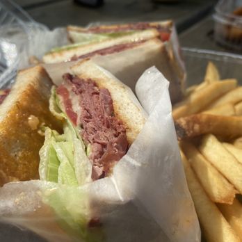 HANOVER GOURMET DELI - Updated August 2025 - 39 Photos & 84 Reviews - 3 ...